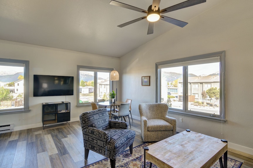Downtown Condo With Mt. Princeton View - Buena Vista