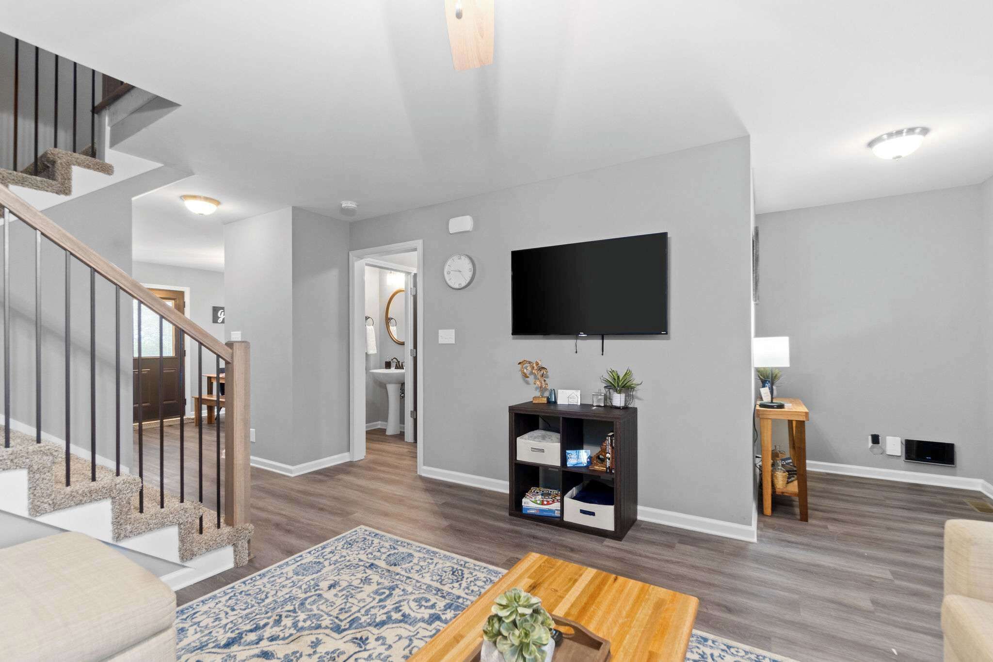 1-mile To Downtown Clarksville! Queen-city Comfort - Clarksville, TN