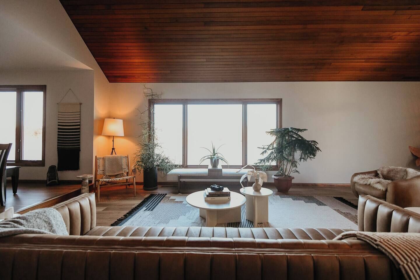 Lakeside City Getaway - Saint Paul, MN