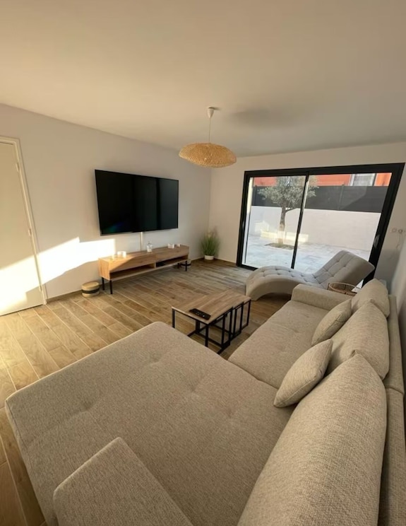 Charming, Quiet Ground Floor Villa With Private Pool - Sommières