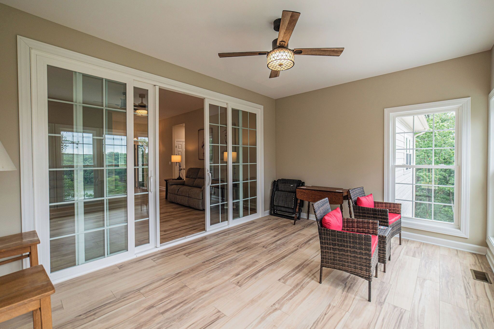 New Build! Bayview- Private Dock In Quiet Cul-de-sac. 20 Minutes To Murray State - Lake Barkley