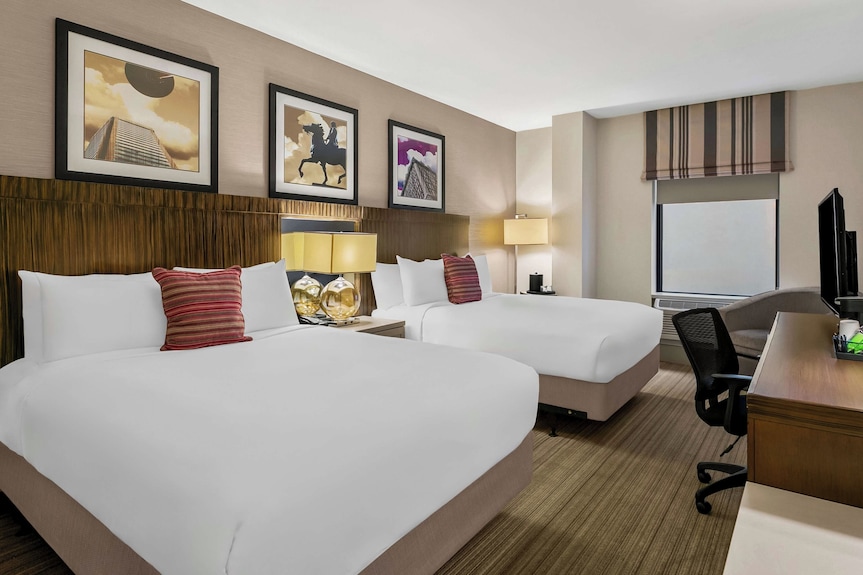 4 Pet-friendly Rooms | Near Baltimore Museum Of Art And National Aquarium - Baltimore, MD