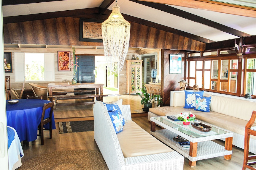 Villa Coco Lagoon 3-bedroom Amazing Beach Front Villa In Punaauia With Ac, Wifi. - French Polynesia