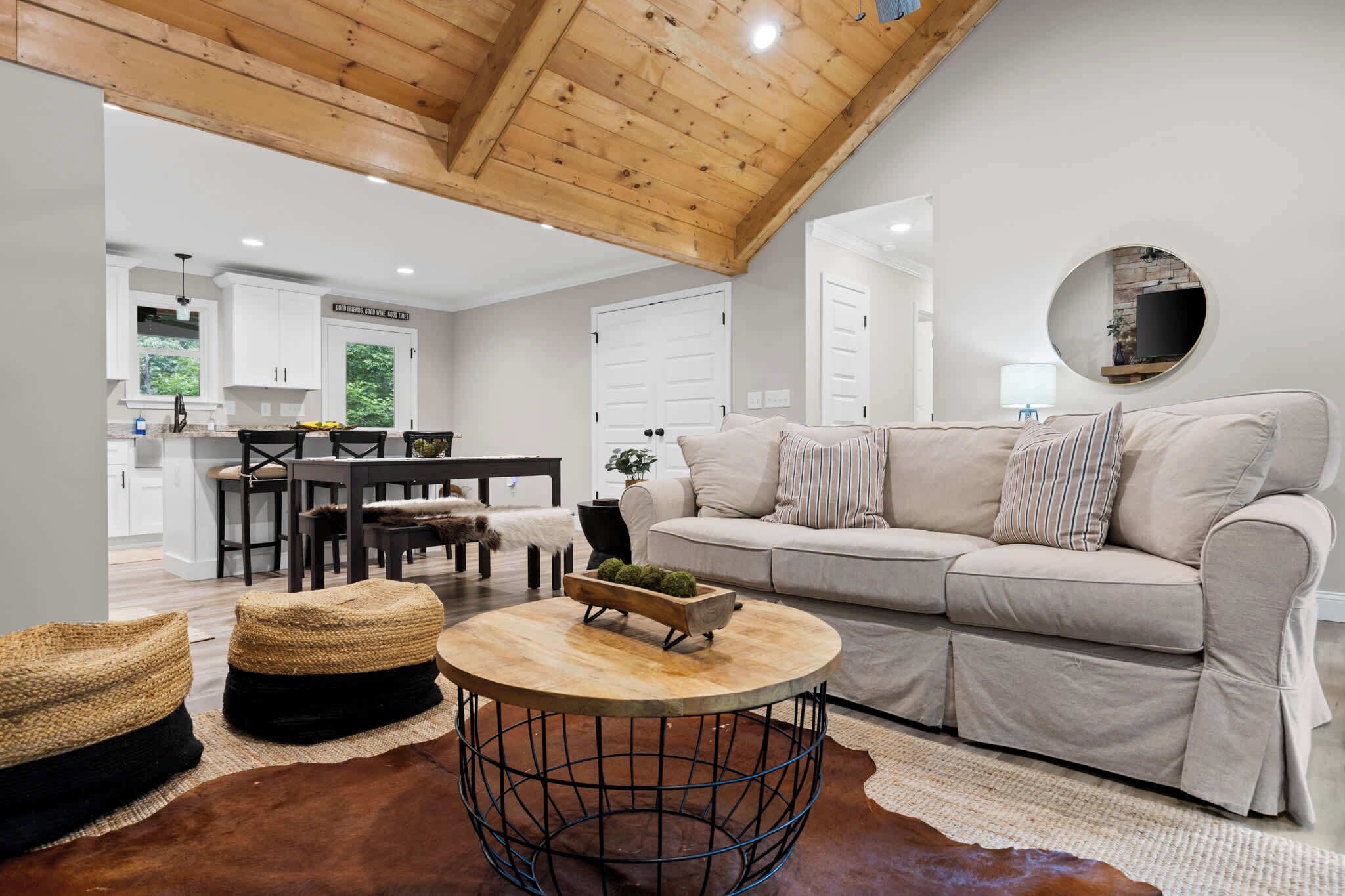 Mtn Views | Hot Tub | Games | Dog Friendly - Ellijay, GA