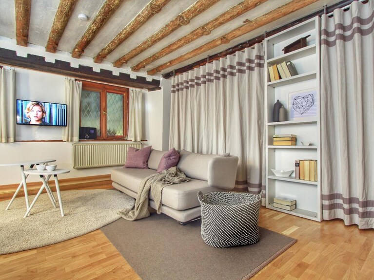 Holiday Apartment 'Imperia' With Wi-fi - 康士坦茨