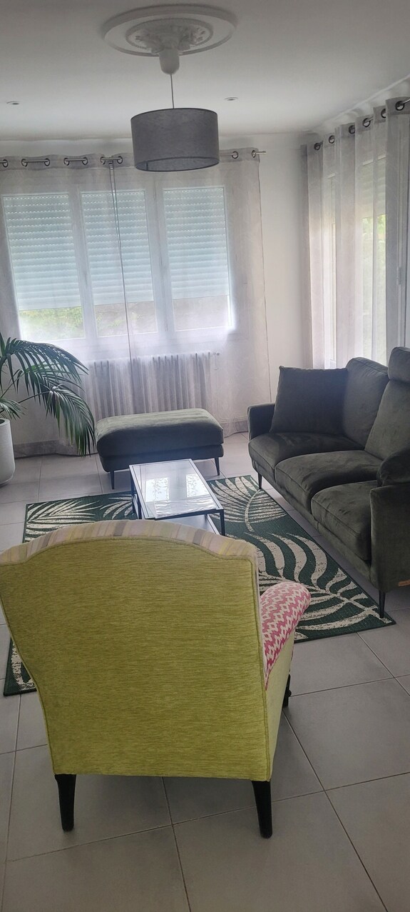 Logement En Entier · Mouilleron-le-captif, France Entièrement Rénovée En 2025 - Aizenay