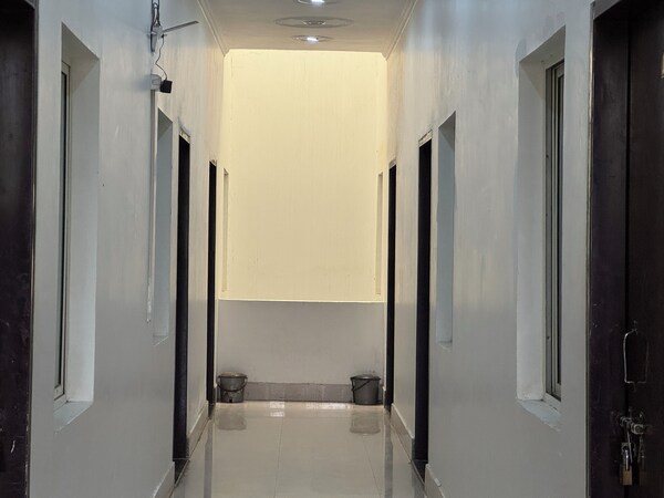 Murli Manohar Palace - Vrindavan