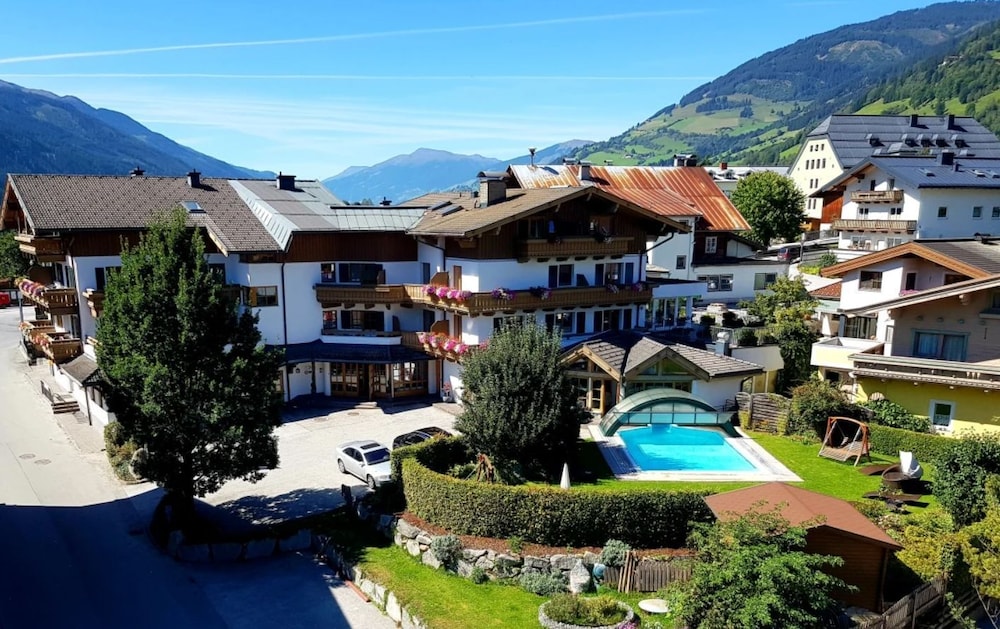 Hotel In The Heart - Mittersill