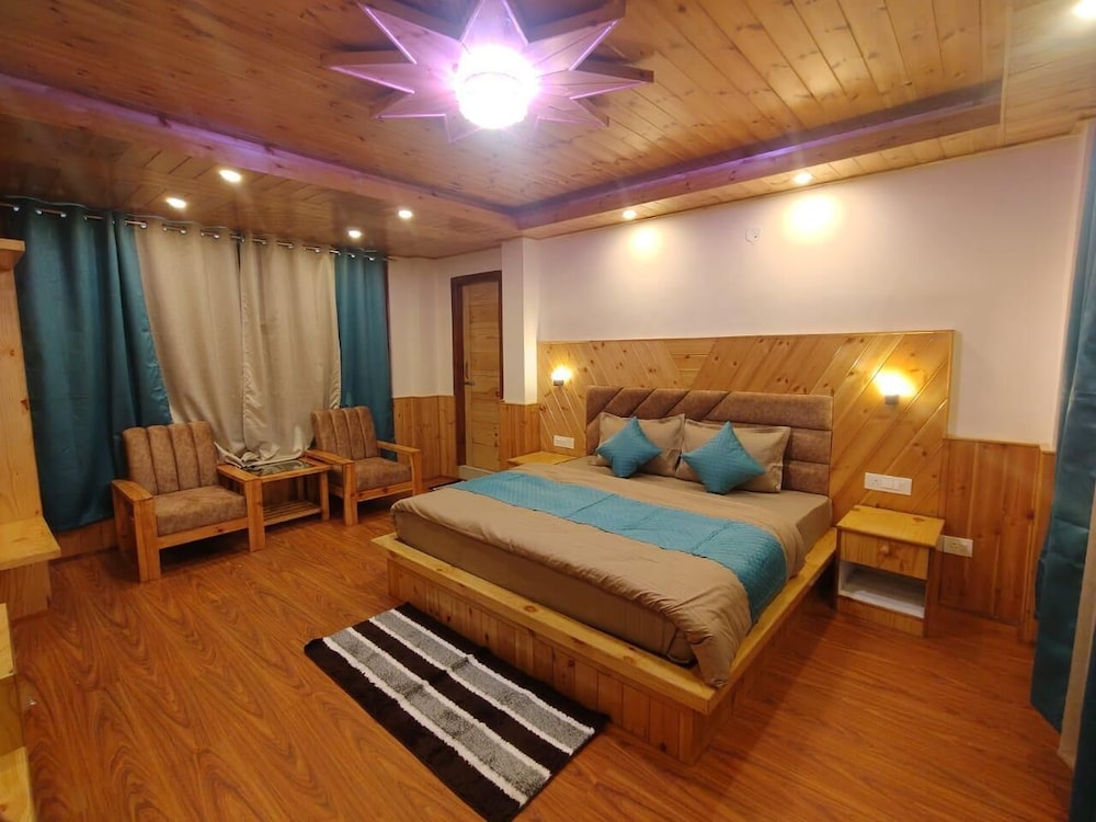 Green Woods - Manali