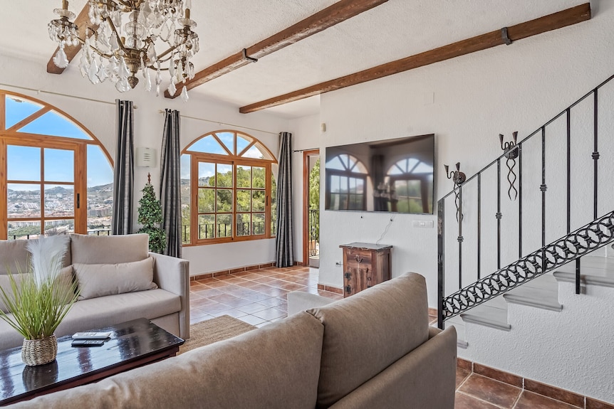 Villa Exclusiva Con Vistas Panorámicas Y Piscina Privada - Almuñécar