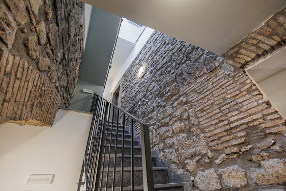 Basco Guest House - Viterbo