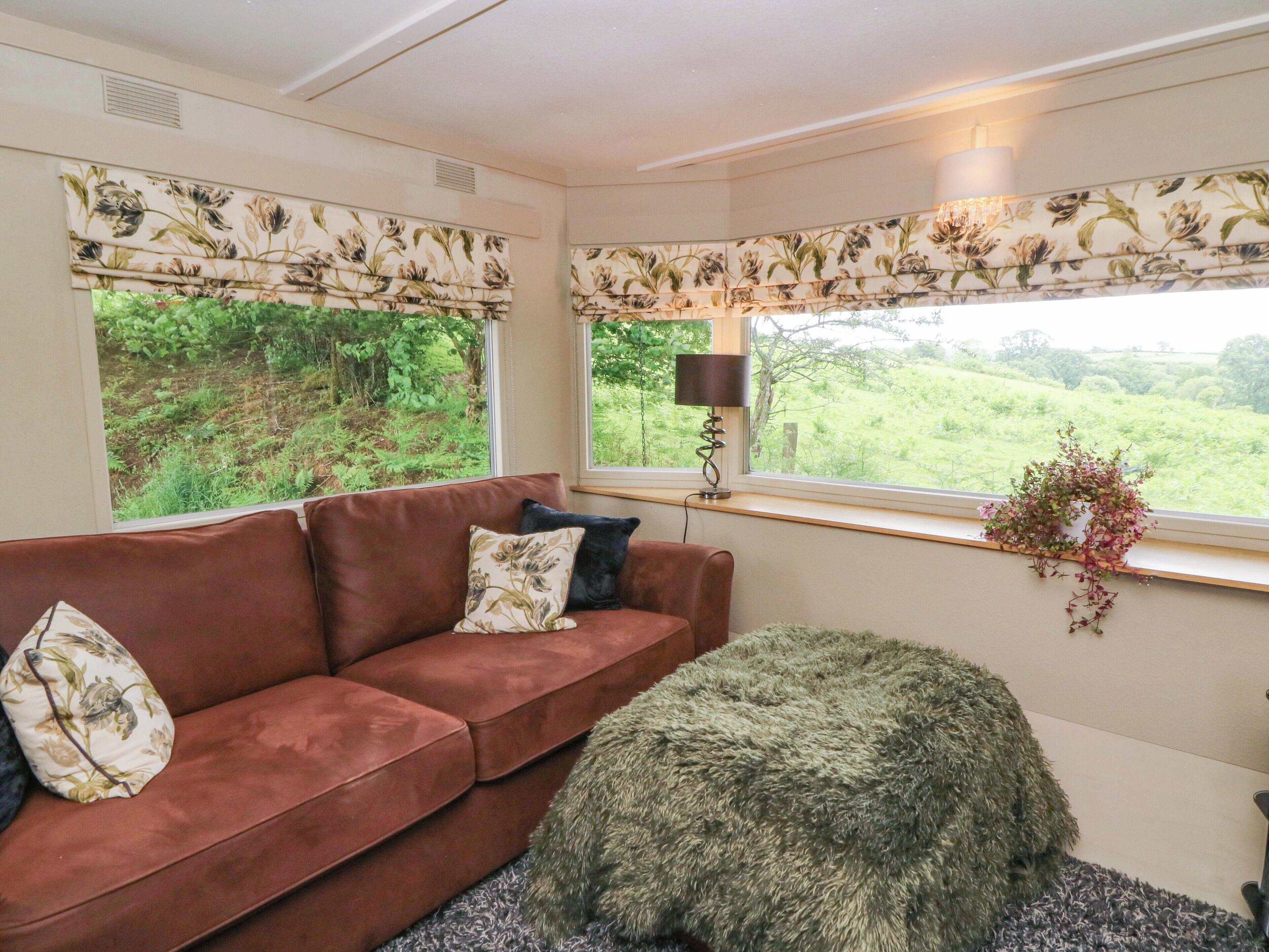 Gwybedog, Family Friendly, Luxury Holiday Cottage In Lampeter - Carmarthenshire