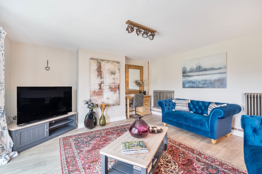 Badgers Holt - Sleeps 5 Guests In 3 Bedrooms - Bridport