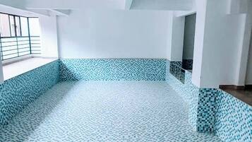 Apartamento, 1 quarto, acessível, fumadores | Piscina | Piscina interior
