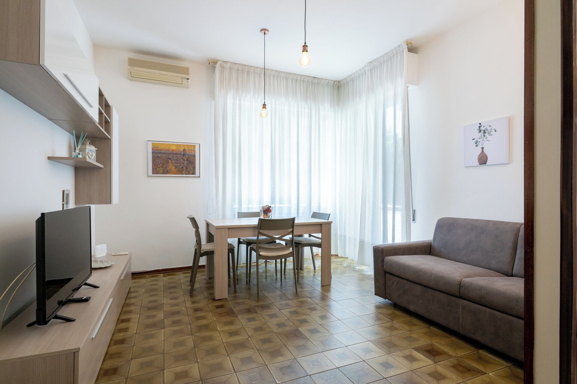 The House Of The Sun - Viareggio