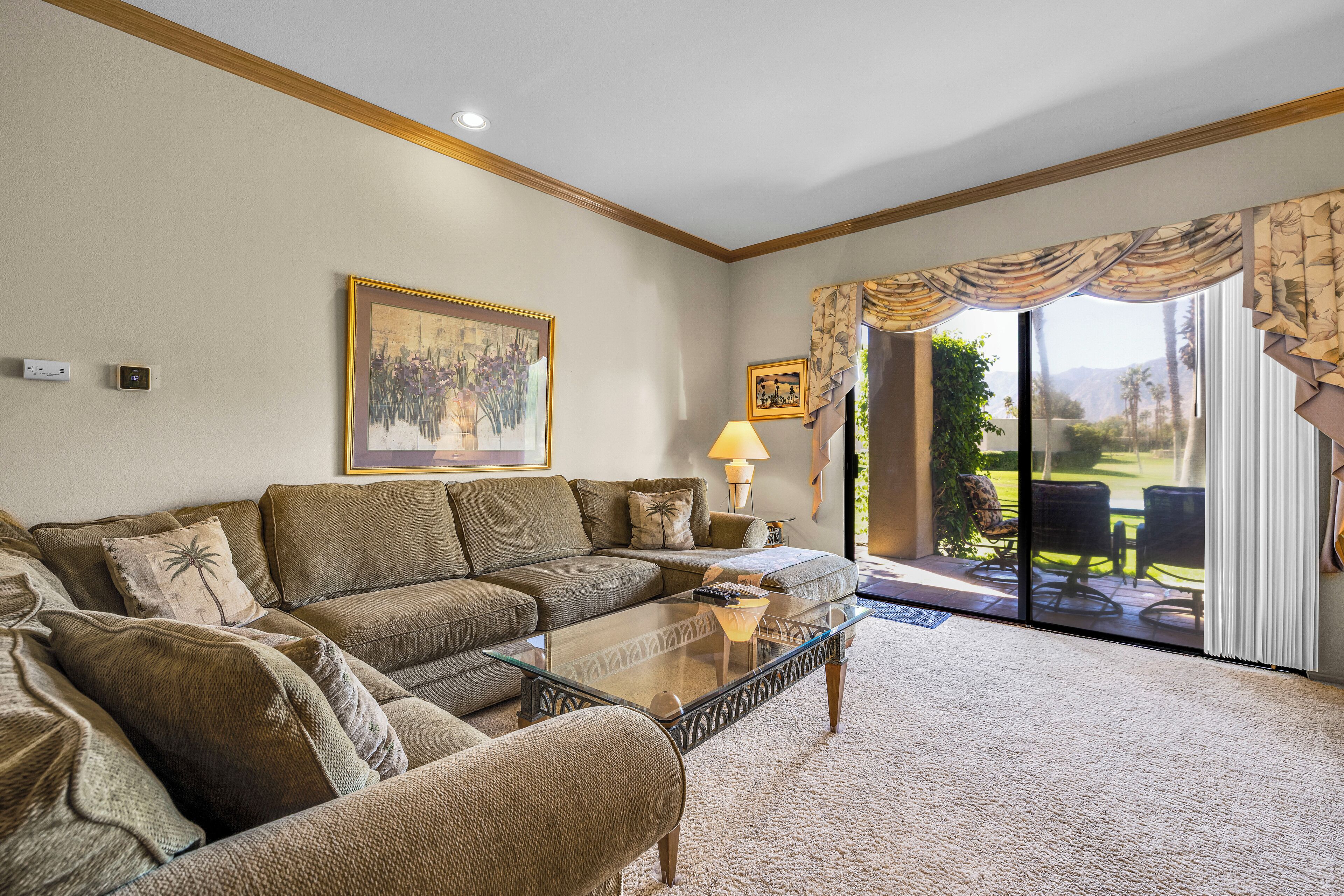 Isleta Vista Getaway - Cathedral City, CA