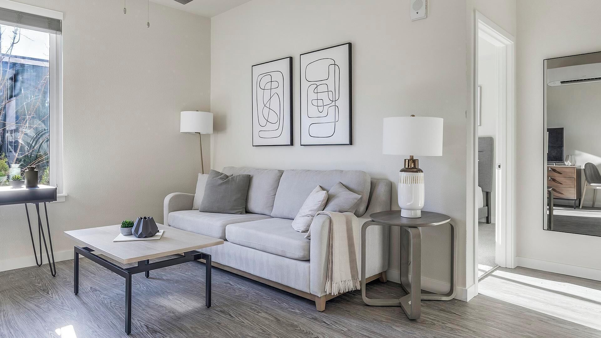 Landing | Chic 2bd, Gym - Beaverton, OR