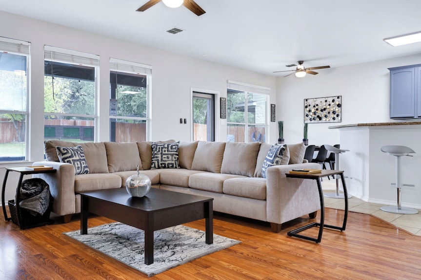 Spacious 5br Retreat With Pool & Outdoor Games - Kallison Ranch - San Antonio