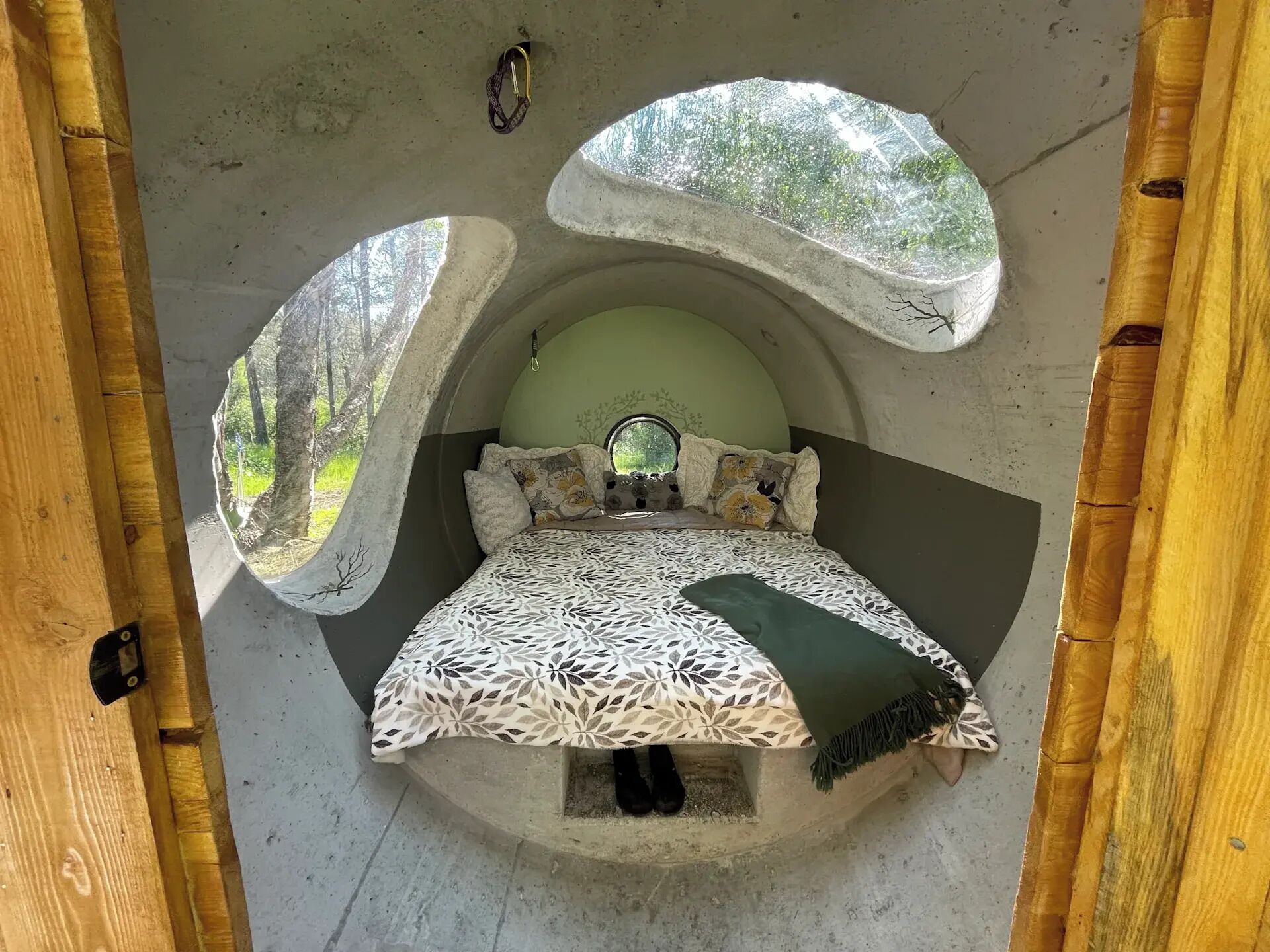 Glacier Glamp Stargazer Tube Tent - West Glacier, MT