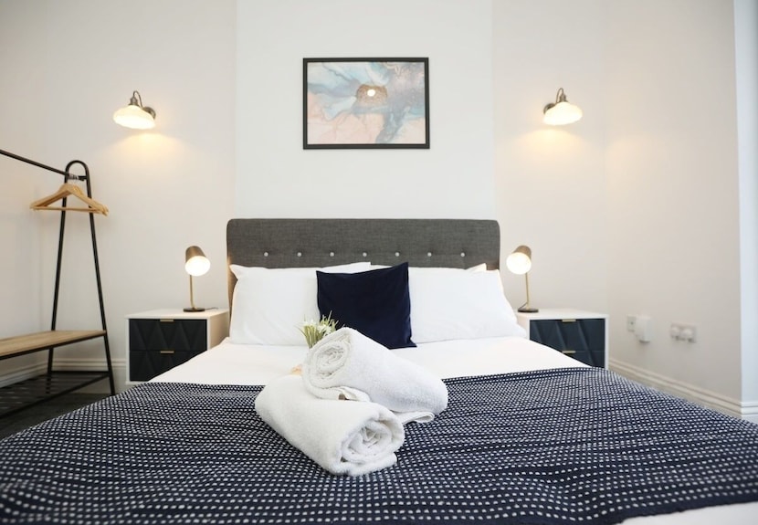 North Rd~close To Glos Rd~great Location~parking - Bristol