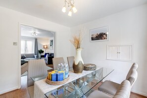 Casa Familiar, pátio | Sala de jantar