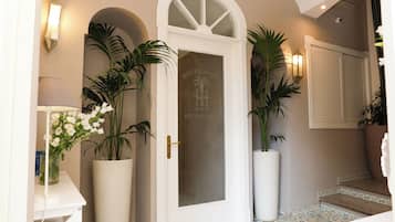 Entrada (vista interior)