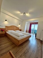 Quarto casal standard, vista para o jardim | Wi-Fi de cortesia