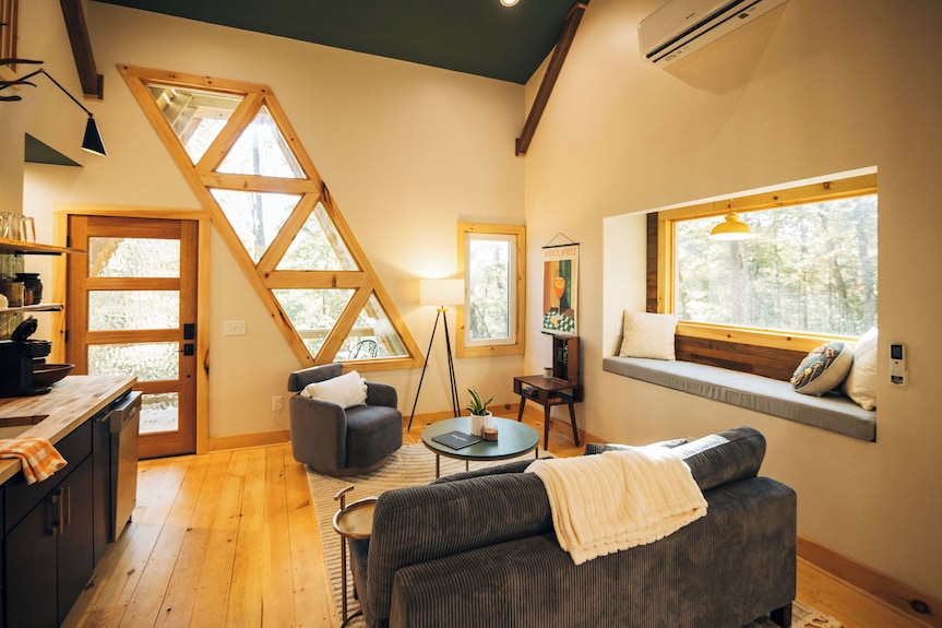 Mid-mod Tiny House In Dahlonega - Dahlonega, GA