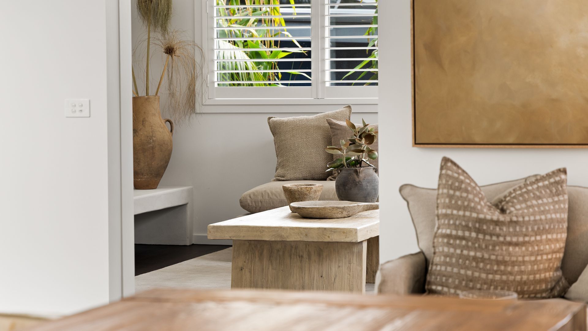 Experience The Allure Of A Summer Cottage, A Welcoming Retreat Nestled In Byron Bay's Heart. - Byron Bay