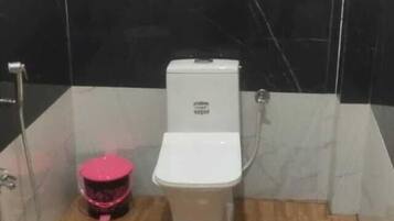 Quarto luxo | Banheiro