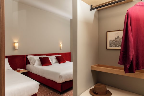 Atel Relais - Vatican City