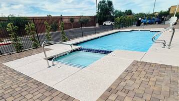Piscina exterior