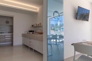 Pequeno-almoço completo diário incluído 