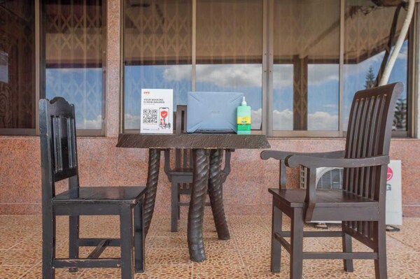 Oyo 1140 Maganda Hotel - Silang