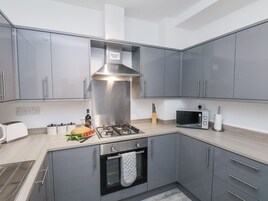 Lava-louças, talheres/pratos/utensílios de cozinha