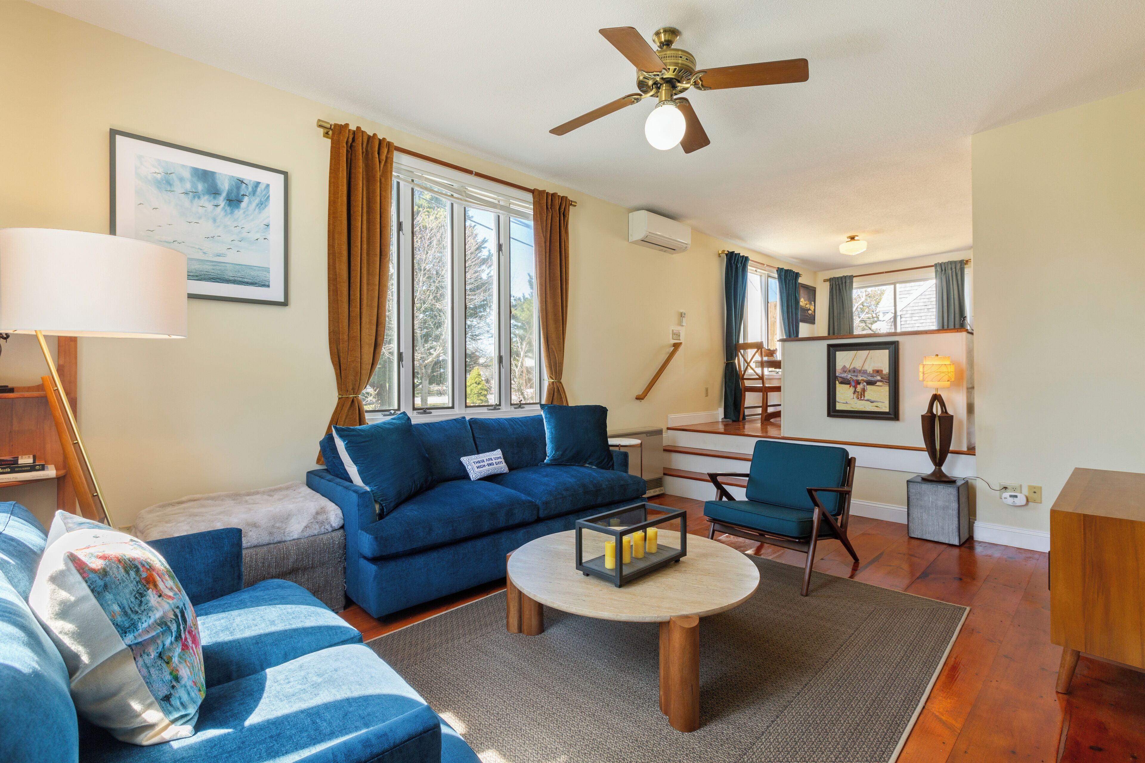 East End Midcentury 2-bedroom Townhome Large Back Deck + Short Walk To Bay Beach - Provincetown, MA