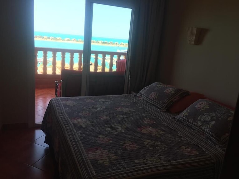 2-bedroom Hotel In Marvelous Alamein With Wifi, Ac - Egypt