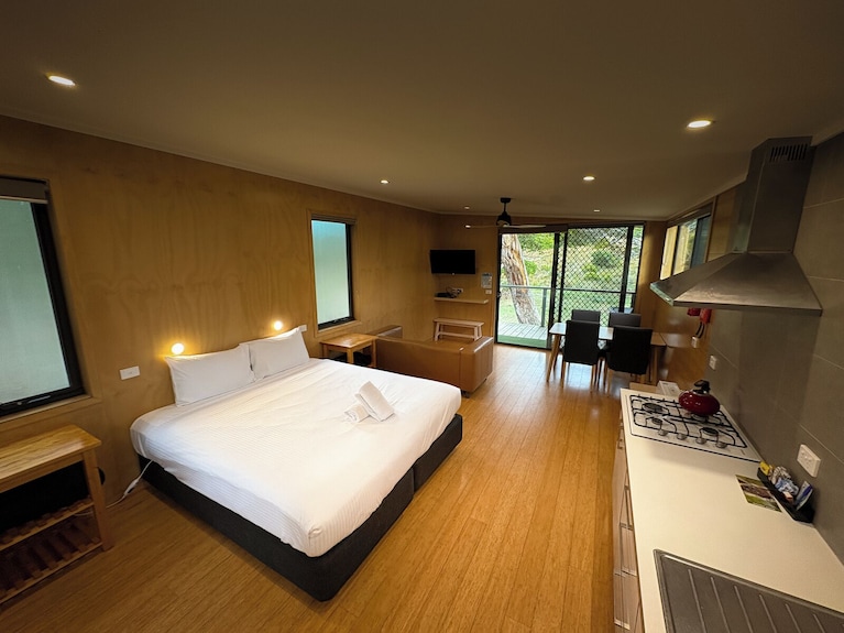 Eco 5 - Solar Off Grid - Victoria, Australia