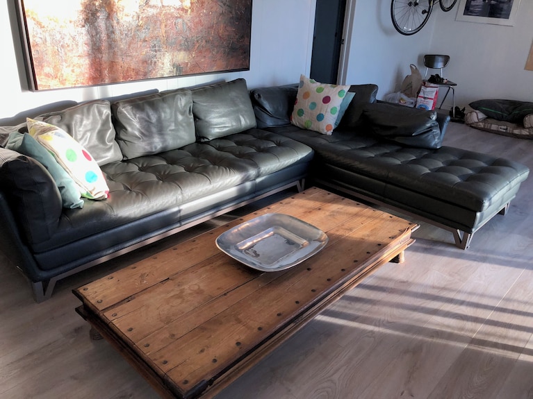 Gorgeous 3 Bedroom Lakefront Cottage In Prince Edward County - Prince Edward