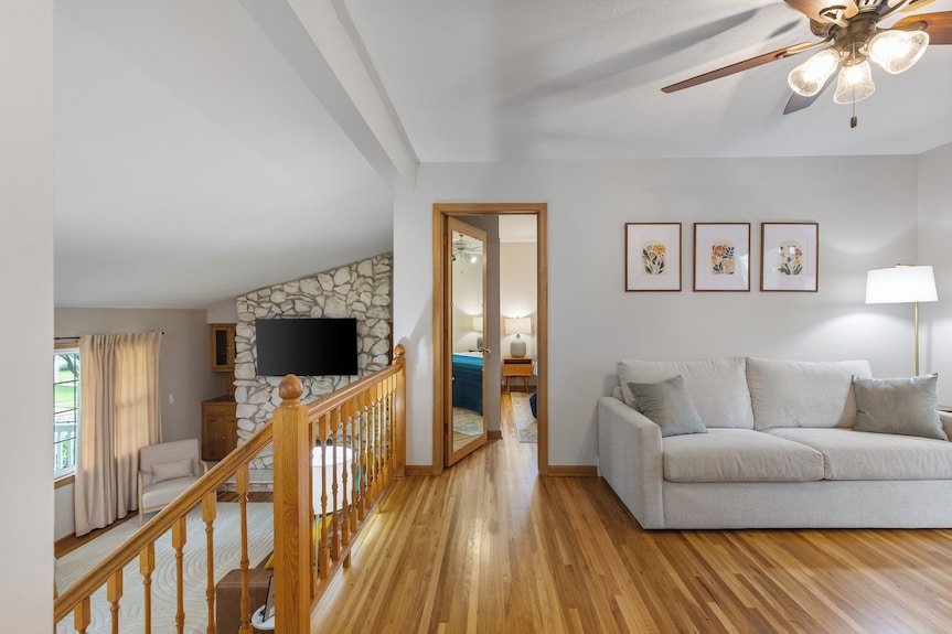 Family Home Min To Zoo+freeparking+washer/dryer+selfcheckin+4tvs - Carter Lake, IA