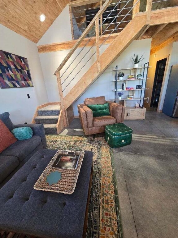 Diamond Creek Cabin- New Cabin, Pet Friendly, Mountain Views - Wyoming