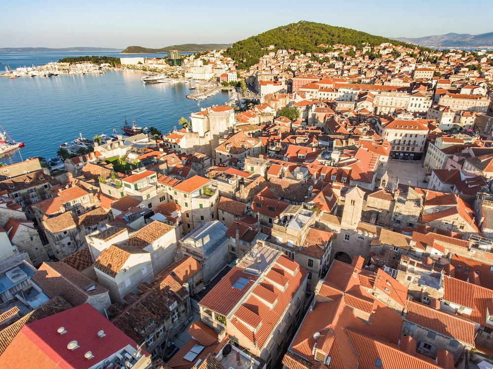 Elegant Apt 5 Min Walk From Split Center - Split