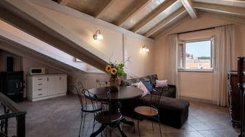 Royal Suite | Sala de estar | Televisor LCD de 100 cm com canais por cabo