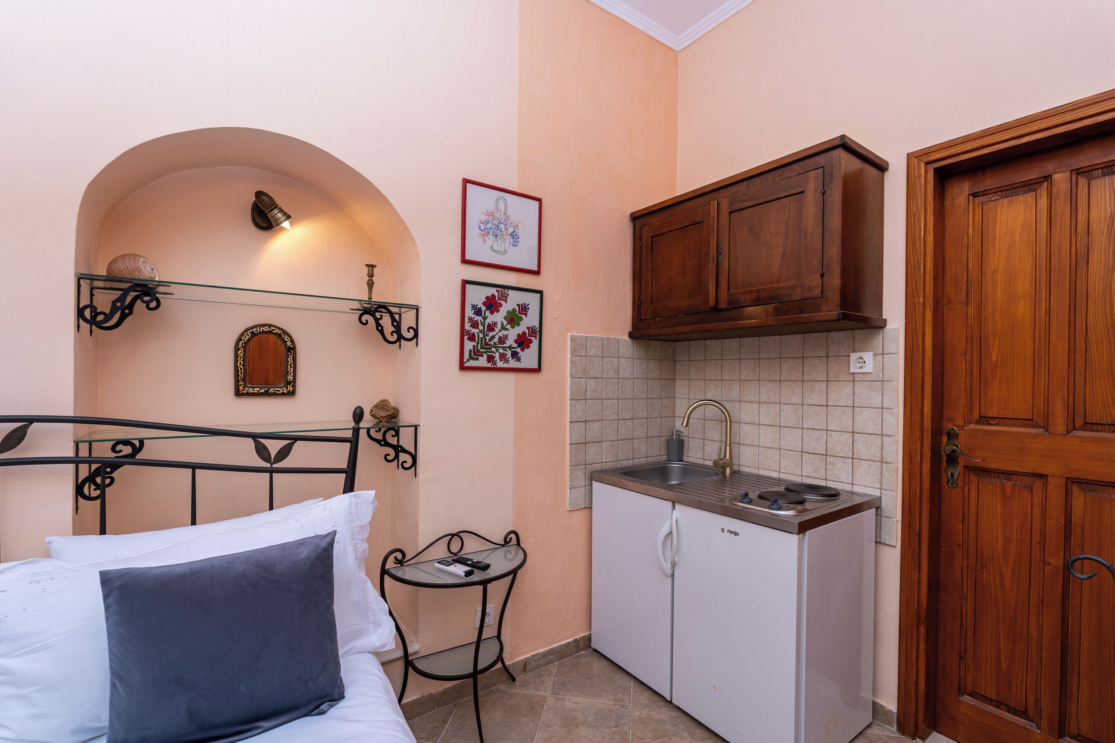 Estúdio clássico | Cofres nos quartos, Wi-Fi de cortesia