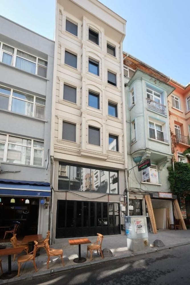 Aymira Pangaltı - Istanbul