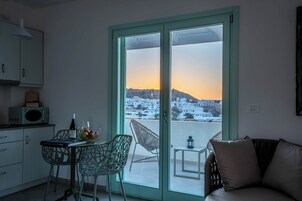 Apartamento, 1 quarto, varanda, vista para o mar | Ferro/tábua de engomar, Wi-fi grátis 