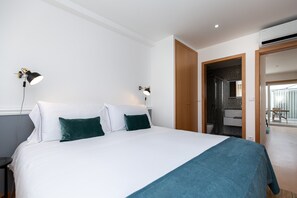 Apartamento | 2 quartos, individualmente mobiliados, ferros/tábuas de passar roupa