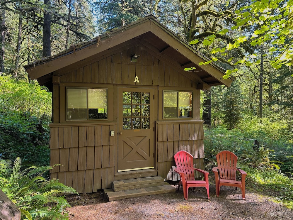Smith Creek Village - Silver Falls State Park, Oregon