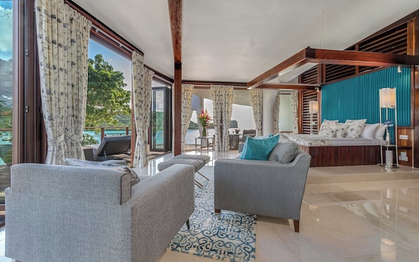 Main House - Granada