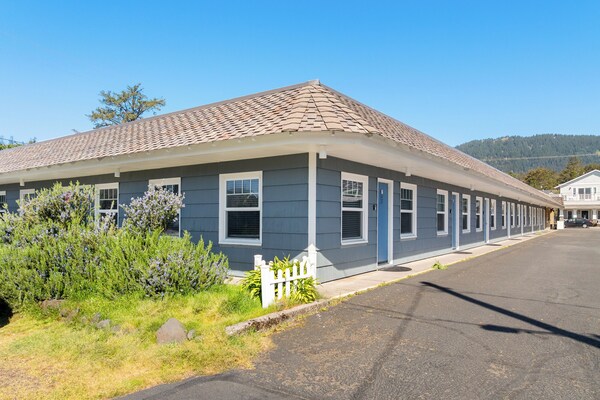 The Spinn - Manzanita, OR